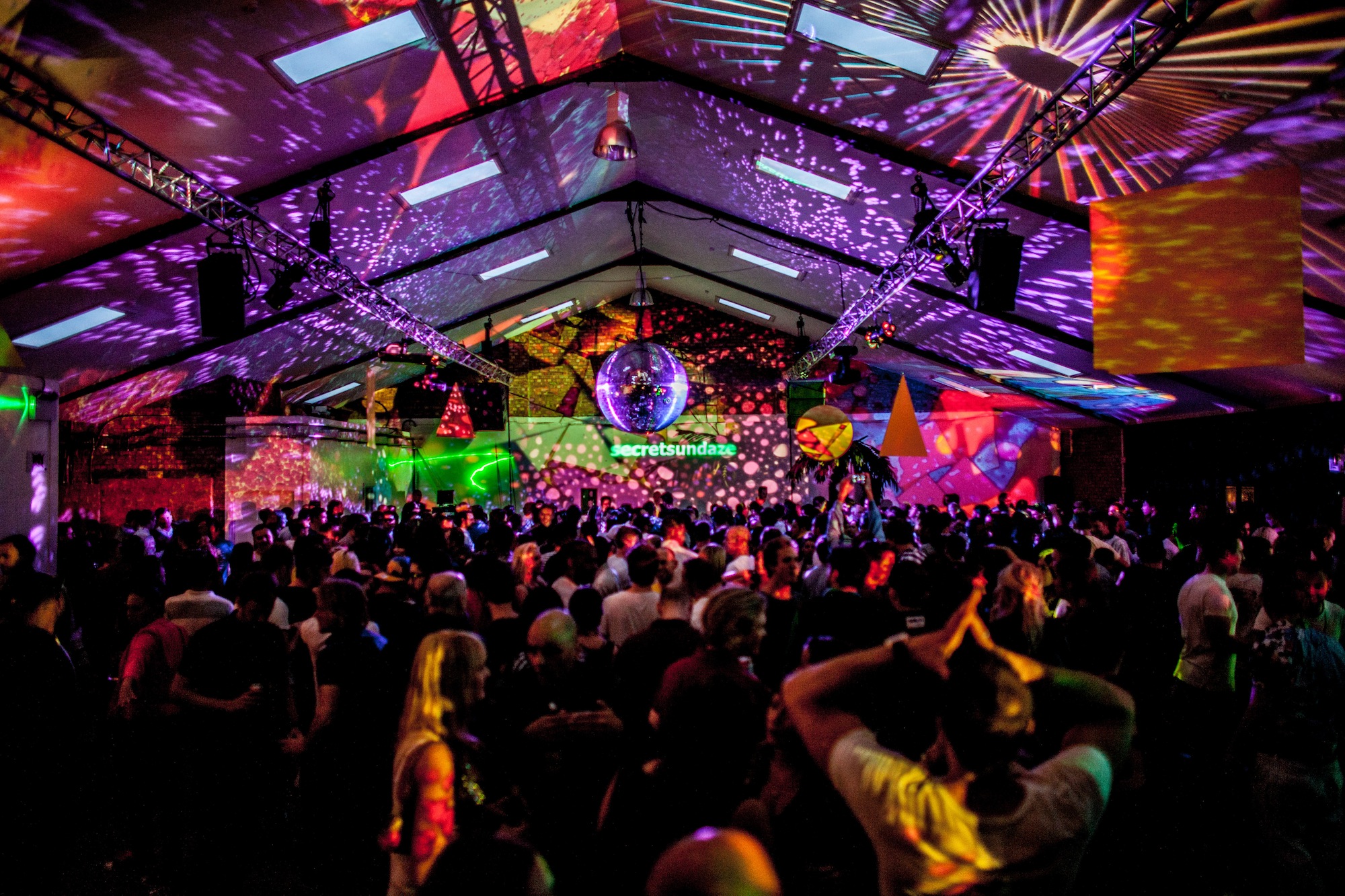 d&b audiotechnik V-Series sets the sound for Oval Space - Orbital Sound ...